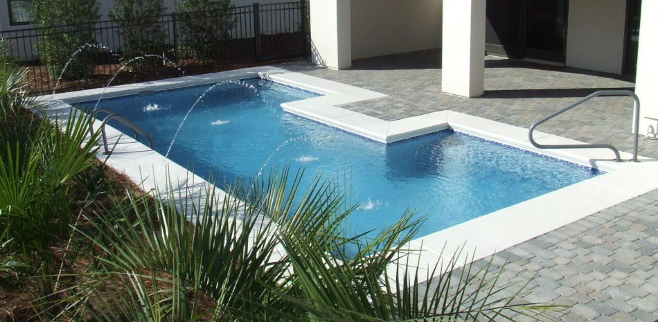 Pool Installation Des Moines, IA | Financing Available!